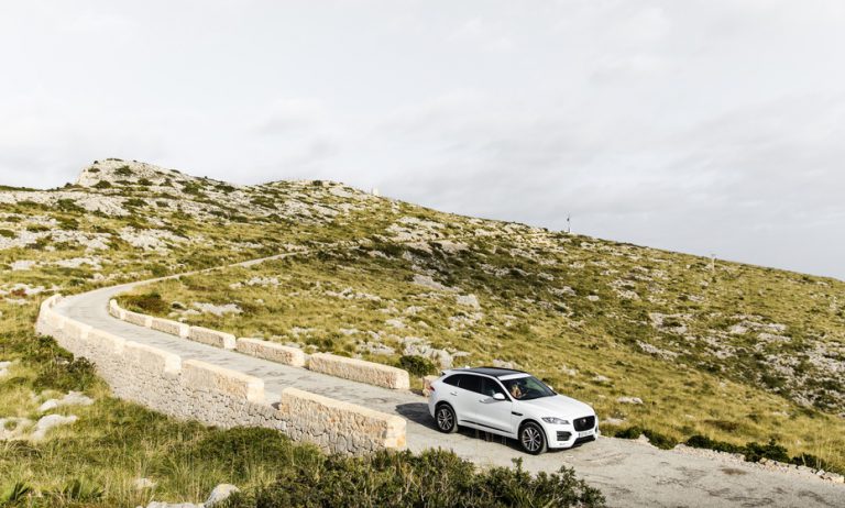 Driving Tips in Cyprus - Sixt Car Hire Magazine